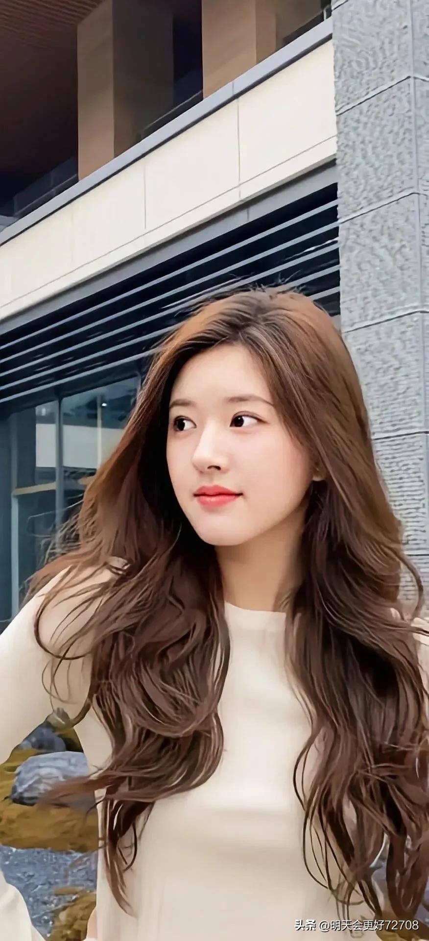 Shared pictures: Zhao Lusi's stunning photo shoot - iMedia