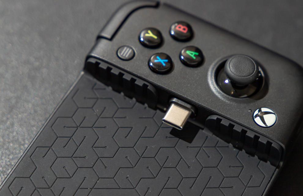 3A masterpieces in your pocket!The Little Chicken teamed up with ...