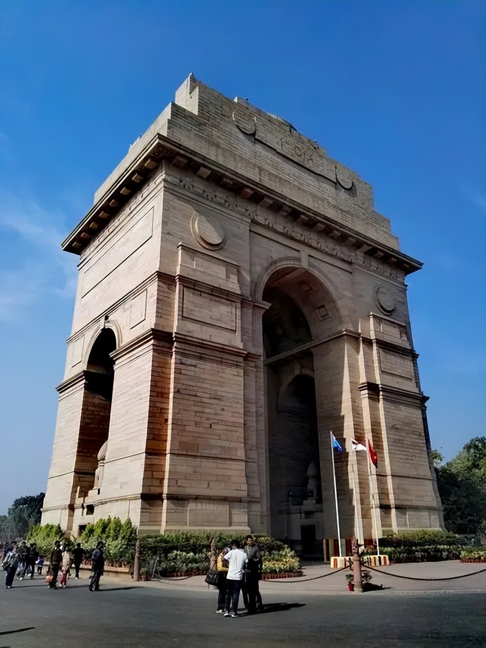 The historical origin of the India Gate in Delhi, India, and its place ...