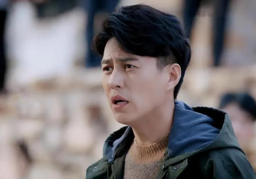 Even though their acting skills are mediocre, they are touted as "old ...