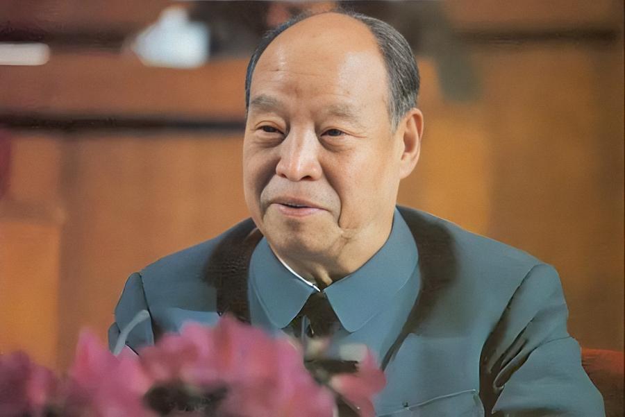 The truth about Peng Dehuai's refusal to take a photo with Peng Zhen ...