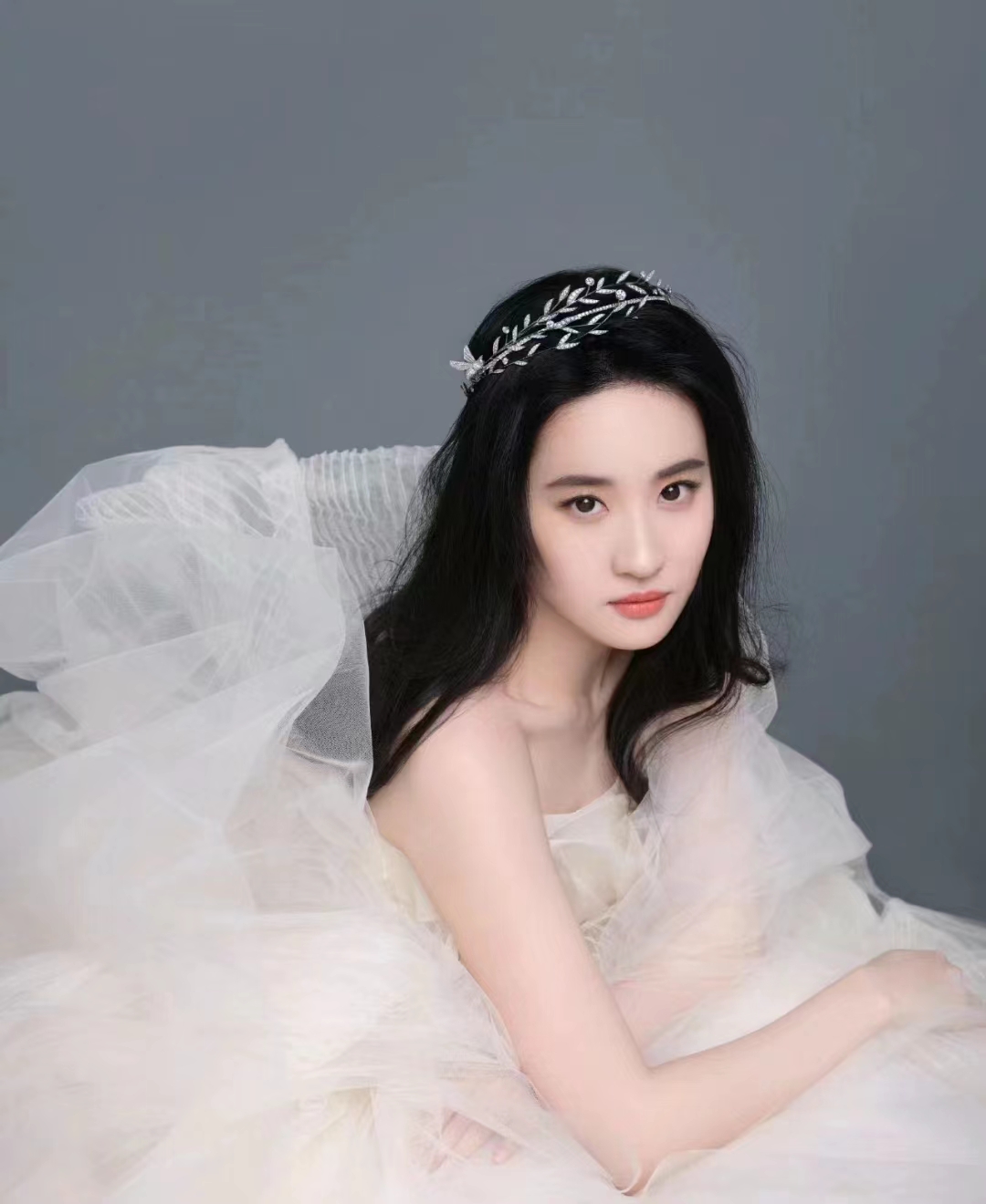 Inventory of all the amazing and beautiful moments Yang Zi, Liu Yifei ...