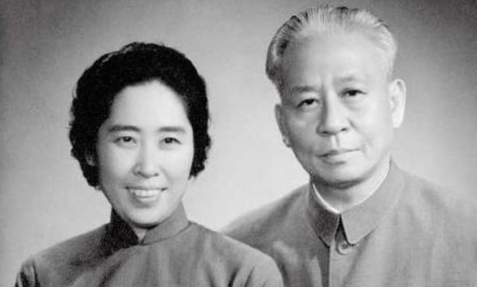 Liu Shaoqi's son inspected the factory and accidentally saved Lin ...