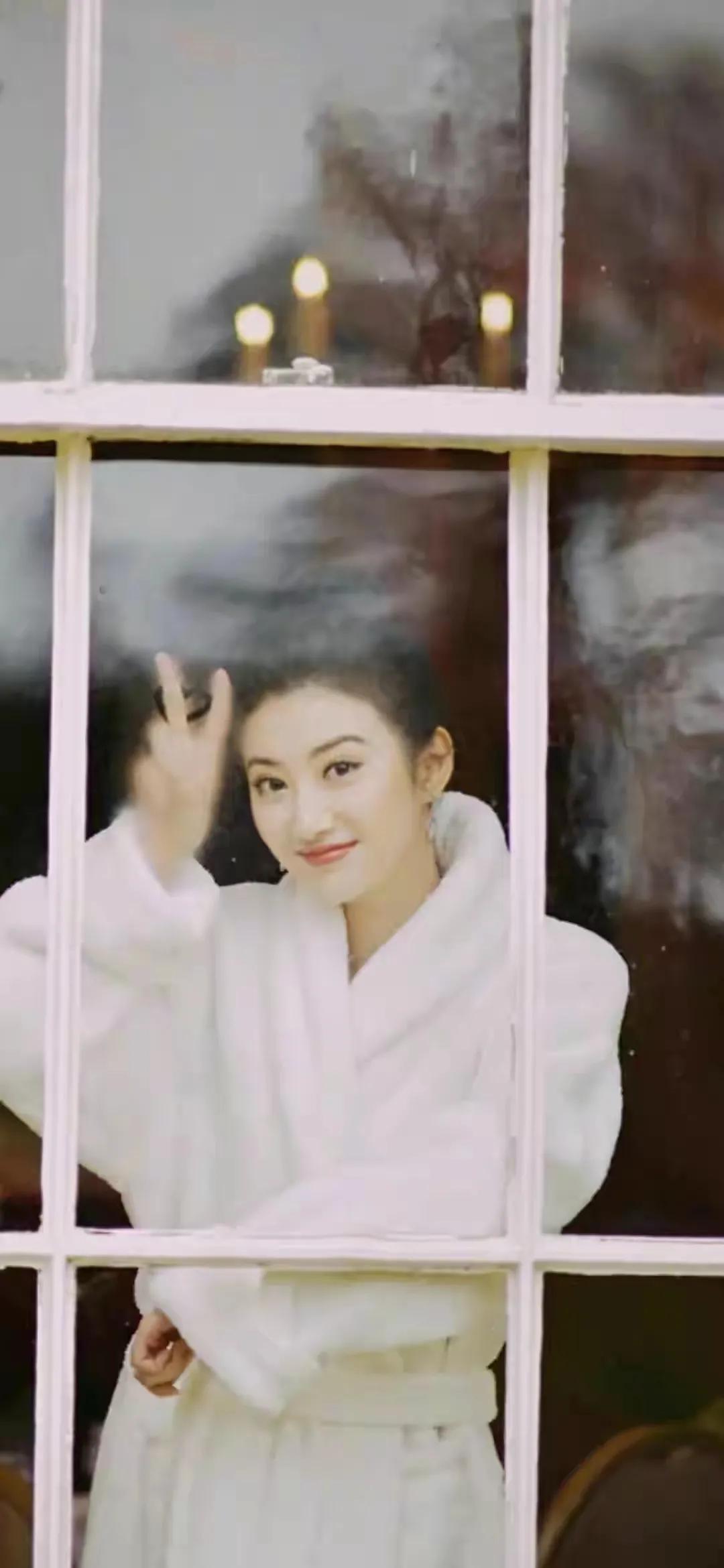 Jing Tian is beautiful/Wallpaper - iNEWS