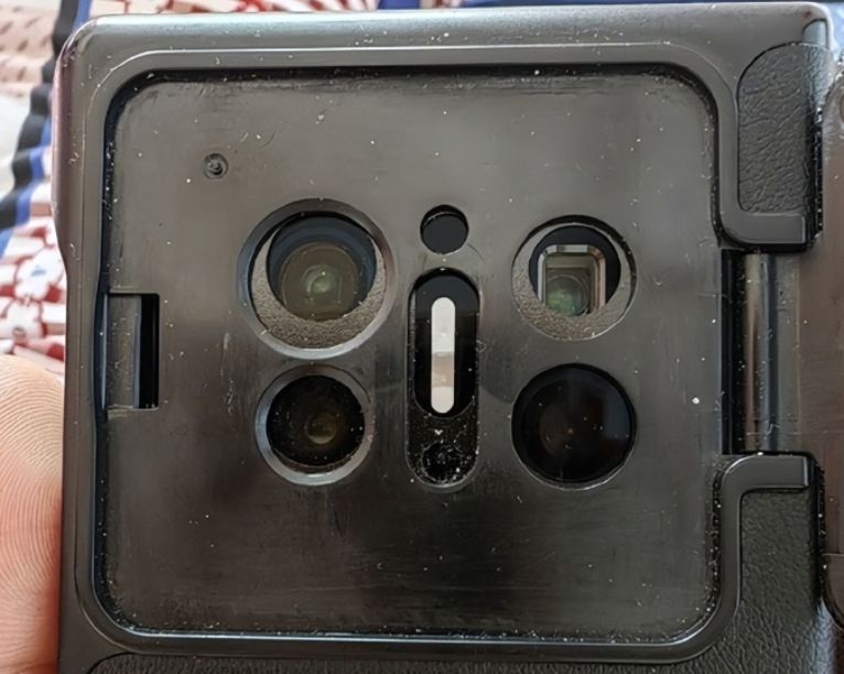 Huawei's new folding screen mobile phone Mate X3 will use domestic UTG ...