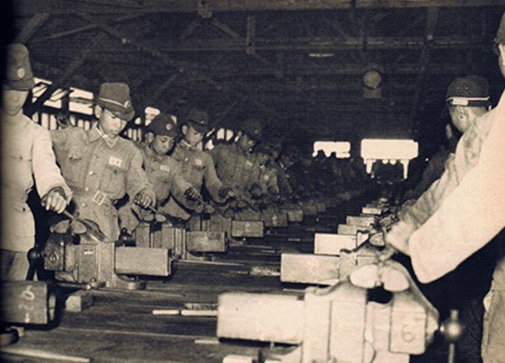 After the outbreak of World War II, Japan's military spending was tight ...