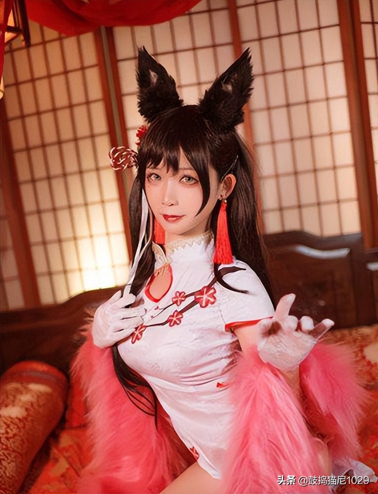 Is the lady COS cos a fox? - iNEWS