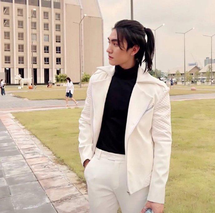 His Thai long-haired beauty attack: President Wen's girl attacked Roger ...
