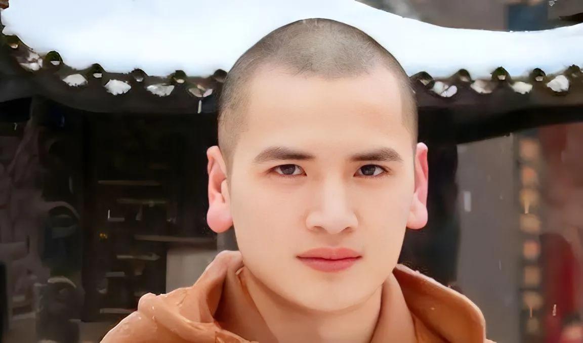 In 2009, Jin Hanjie became a monk at home, and quickly became popular ...