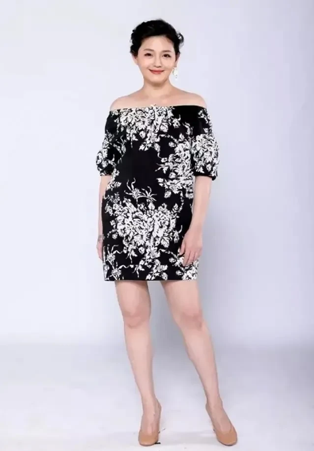 Acne face, small fat, elephant legs, the figure of the actress in the ...