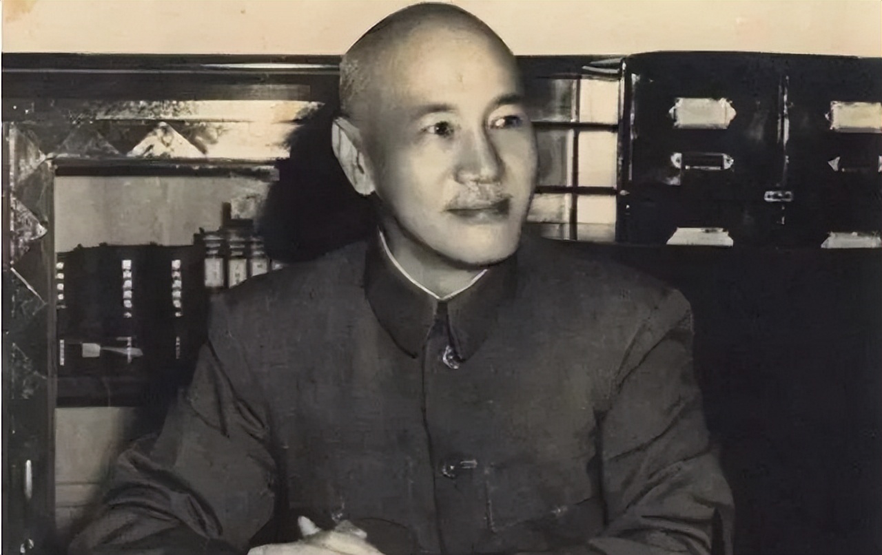 Jiang Weiguo passed away in 1997. After Song Meiling settled his bills ...