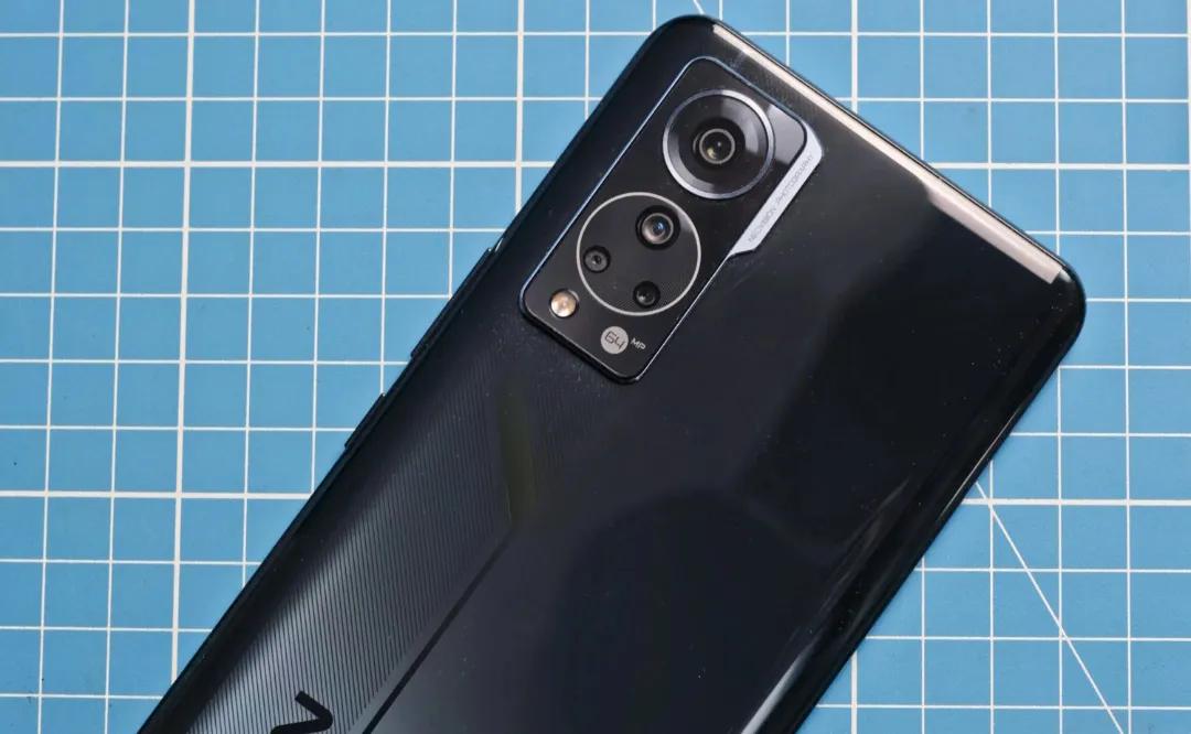 Priced at 2999, the sales of ZTE Axon30 are bleak. Why do users not support the under-screen ...