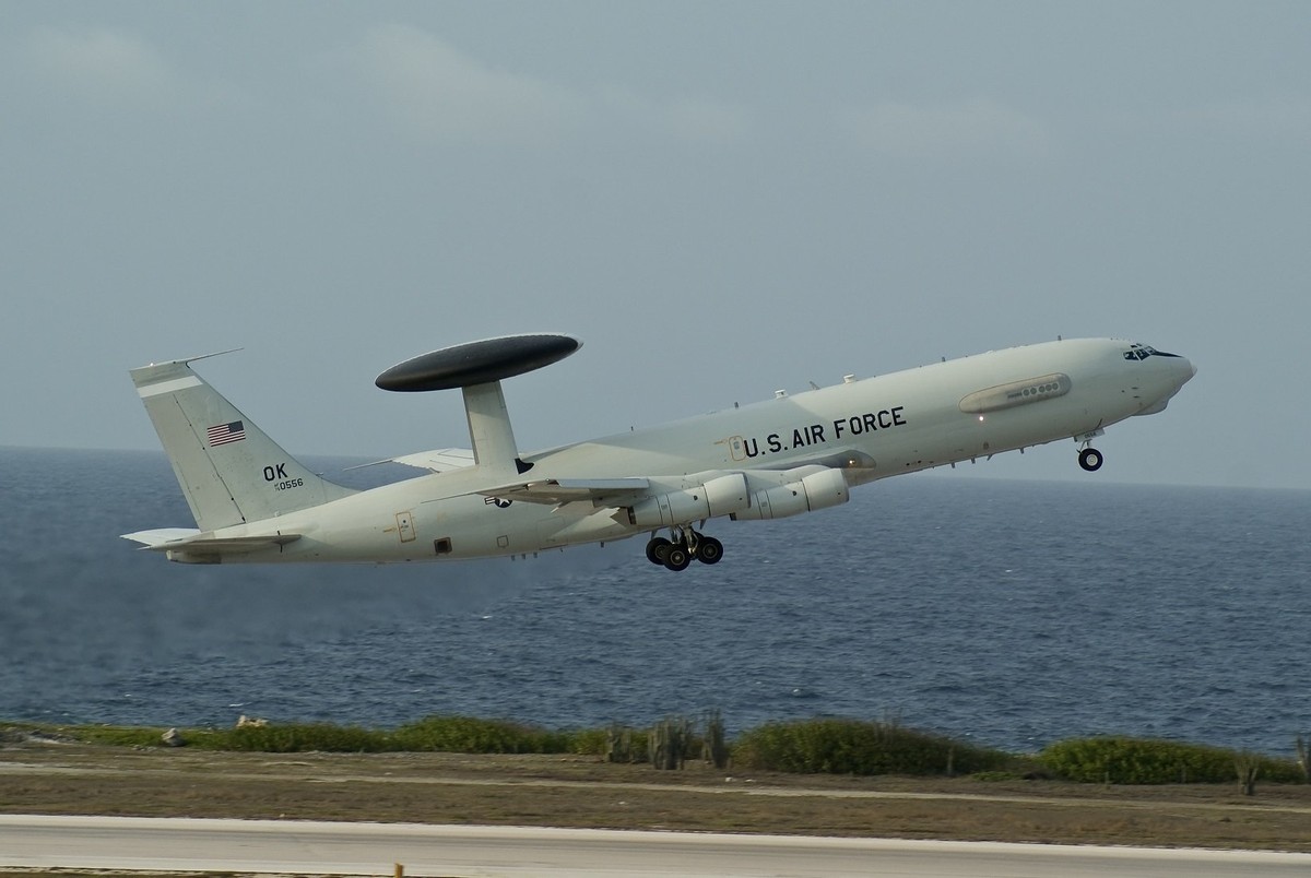 The US reconnaissance plane may be grounded on a large scale, and the ...