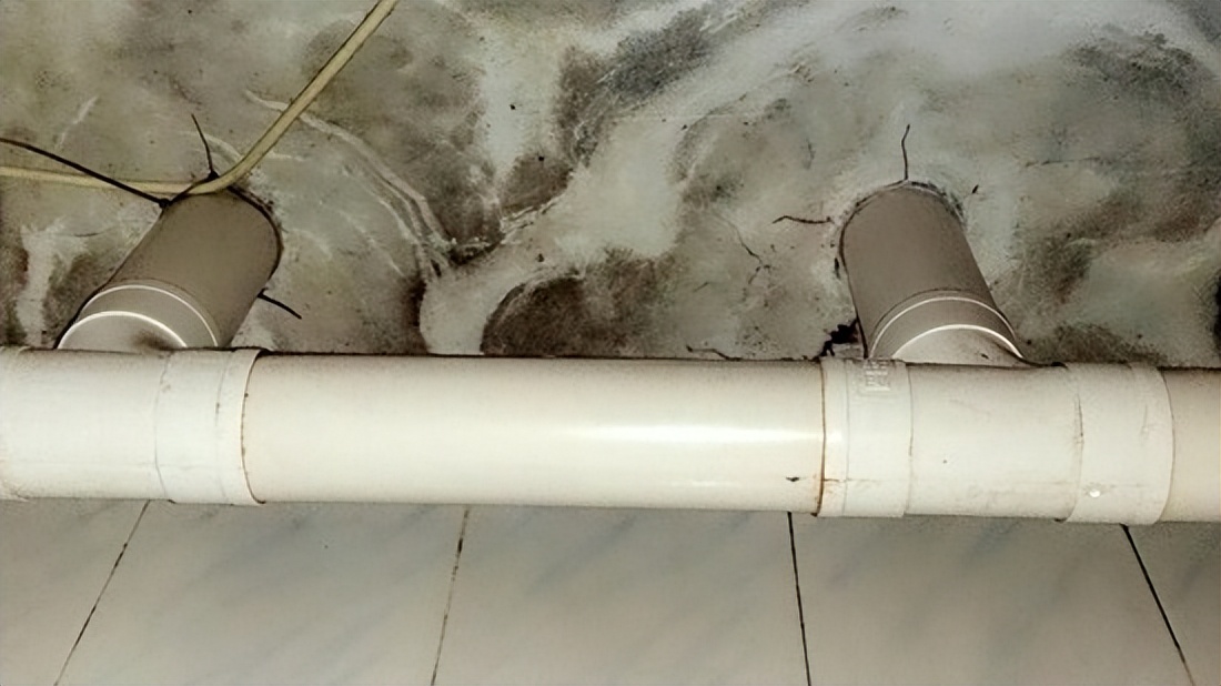 What can be done to fix the leaking kitchen drain? Come and learn ...