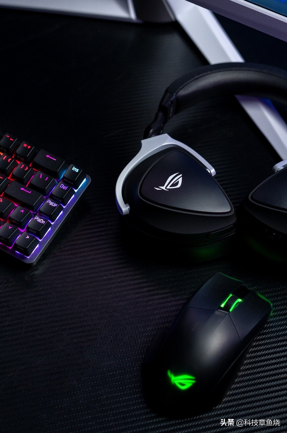 Dual-mode wireless, beamforming microphone, ROG Prism S wireless ...