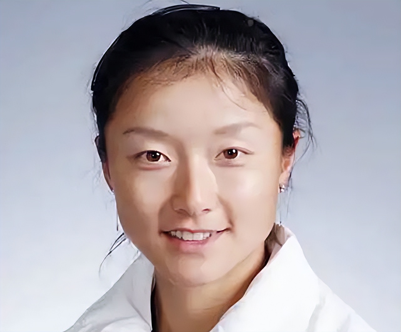 The legendary life of tennis star Yan Zi - iMedia