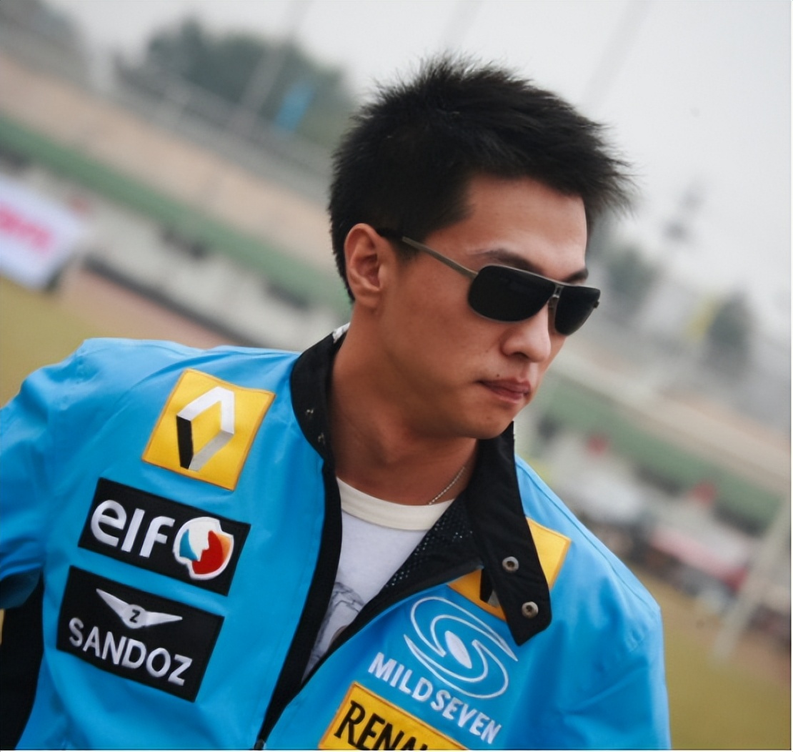 Famous CCTV anchor Gu Guoning: After his father died of illness, he ...