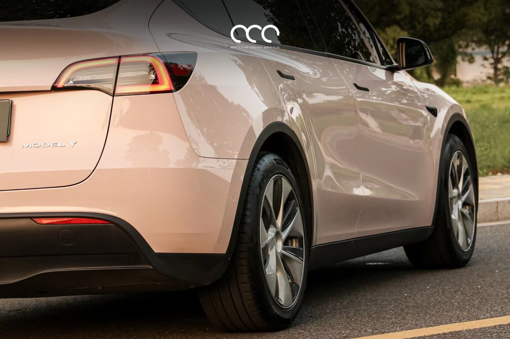 Tesla MODEL Y Diffuse color changing film mirror air powder, the ...