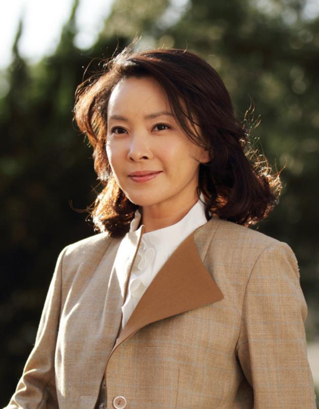 "Crazy Beauty" Liu Weiwei: 26 years of low-key acting, married to a ...