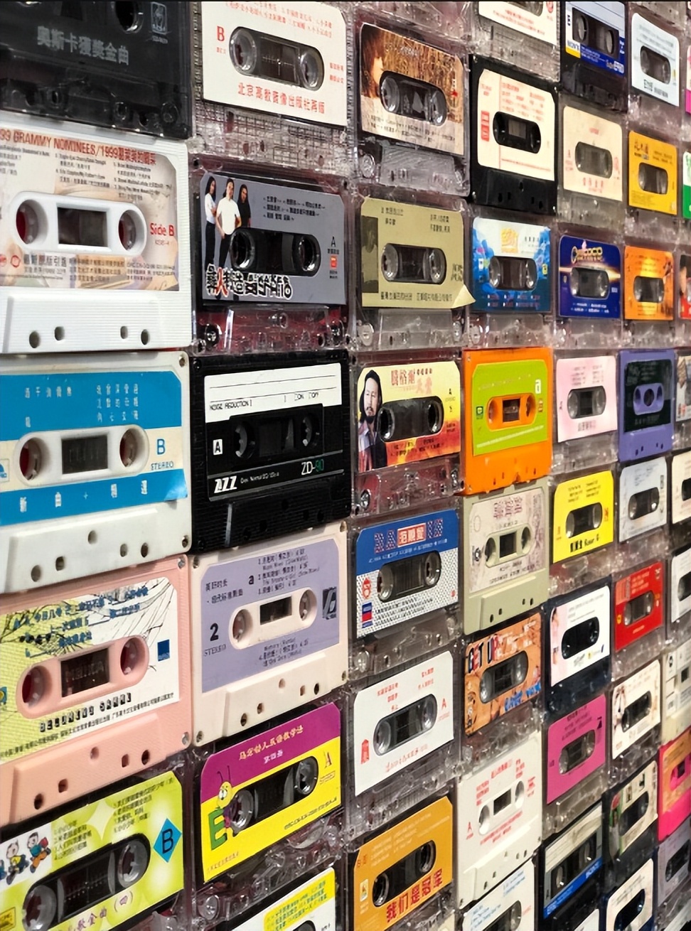 4 singers who were once well-known and thought they were just quitting ...