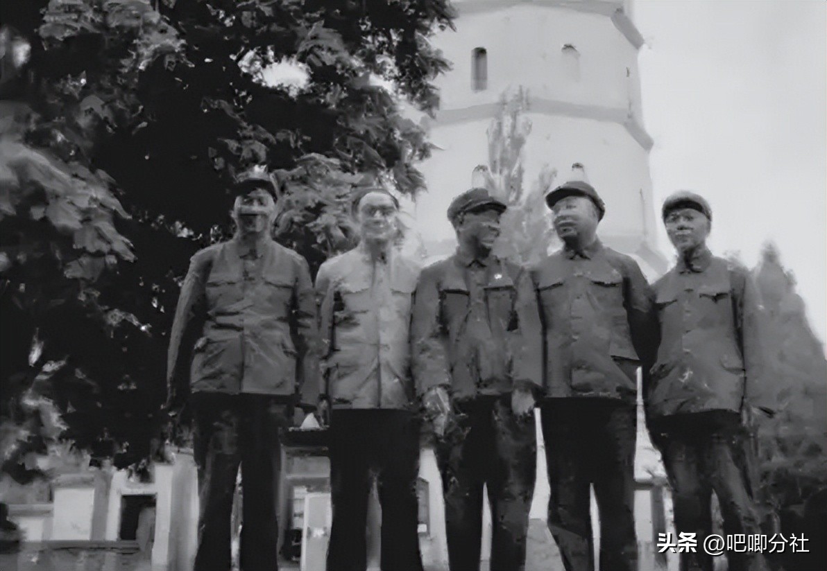In 1959, his status in the army rose sharply. Only after Luo Ruiqing ...