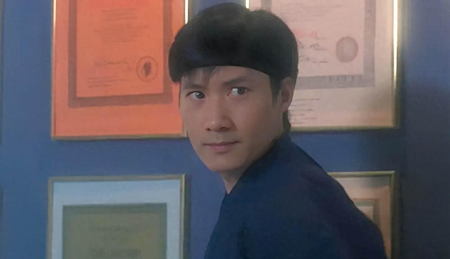 A well-known Hong Kong actor came back to film a drama, but was ...