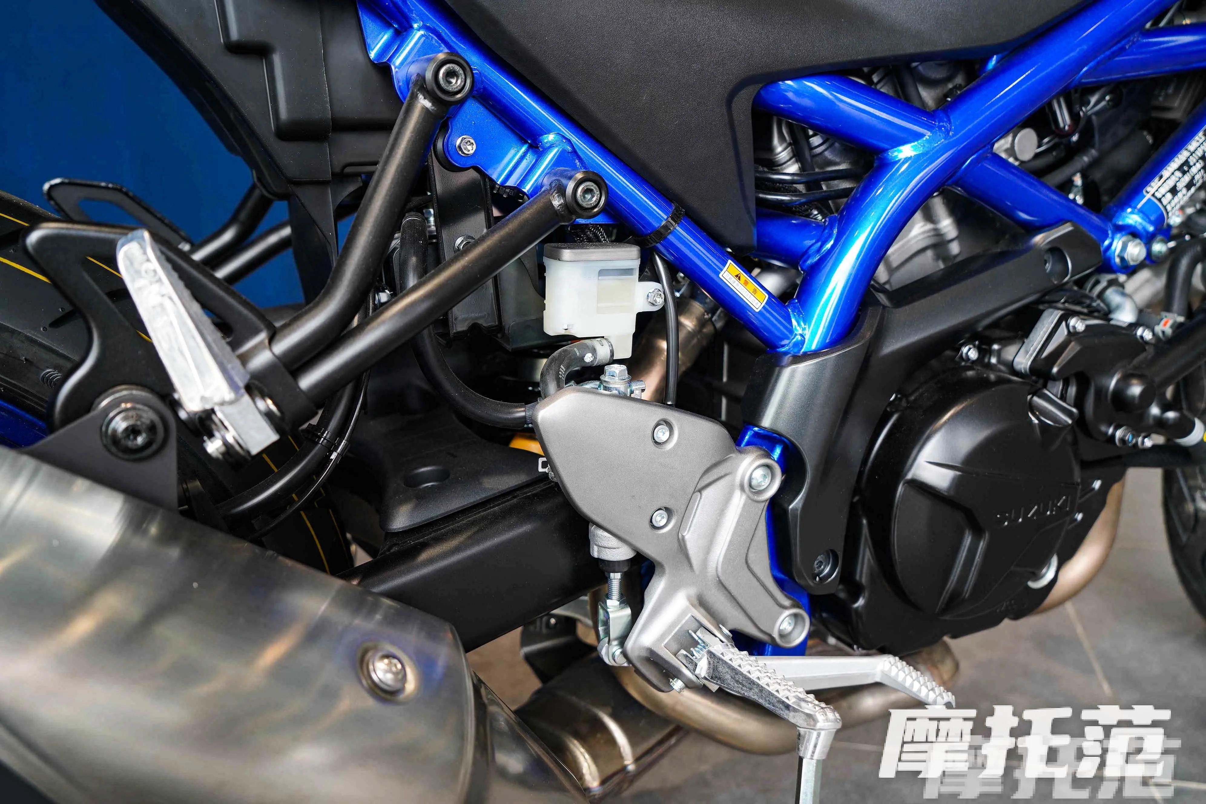 A generation of classics, Suzuki SV650 - iNEWS