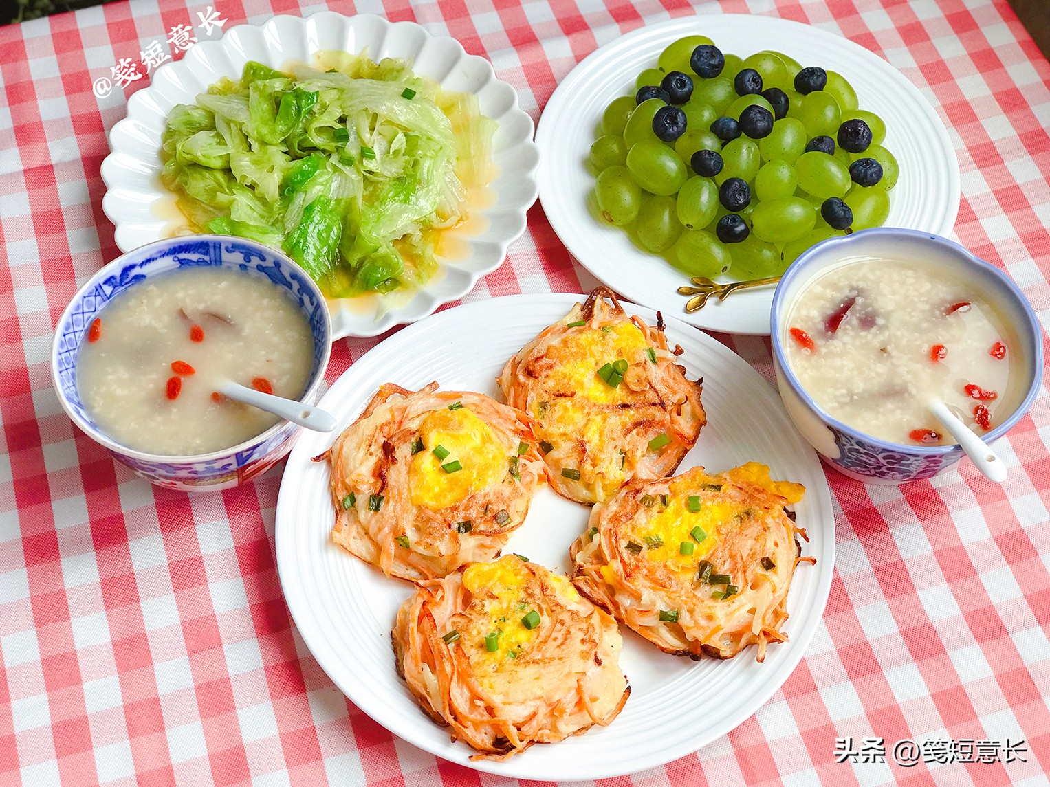 Dogs sweat a lot during dog days. Beijing mothers make nutritious ...