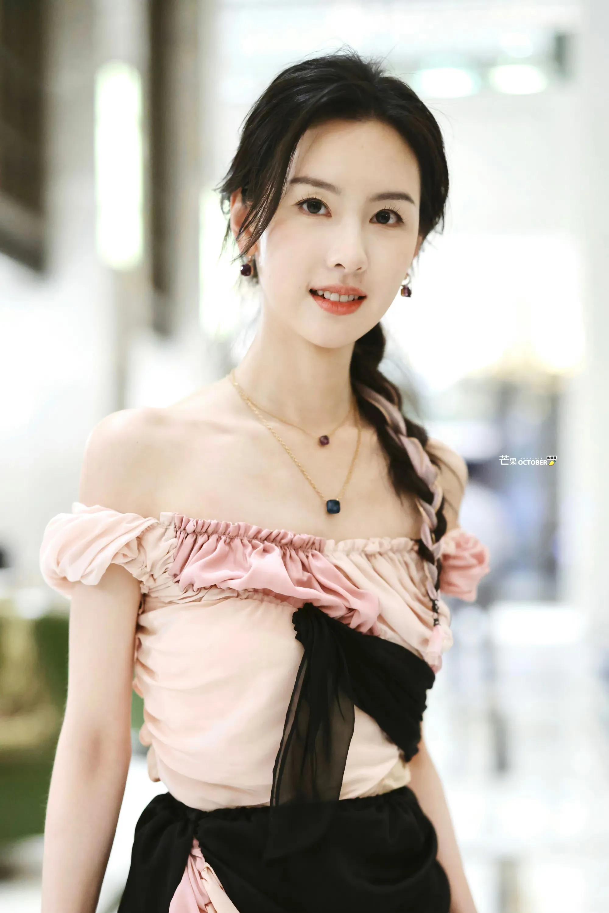 Yang Mi, Chen Duling, Zhong Chuxi, Tong Yao, Tan Yuanyuan, Chen Bike ...