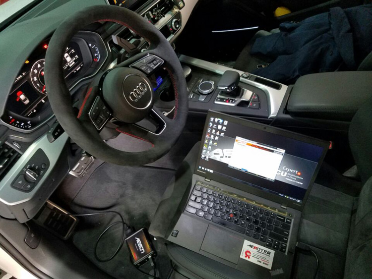 Low-power 2.0T Audi A4L brushes ECU to improve power lag and enjoy the linear acceleration that ...