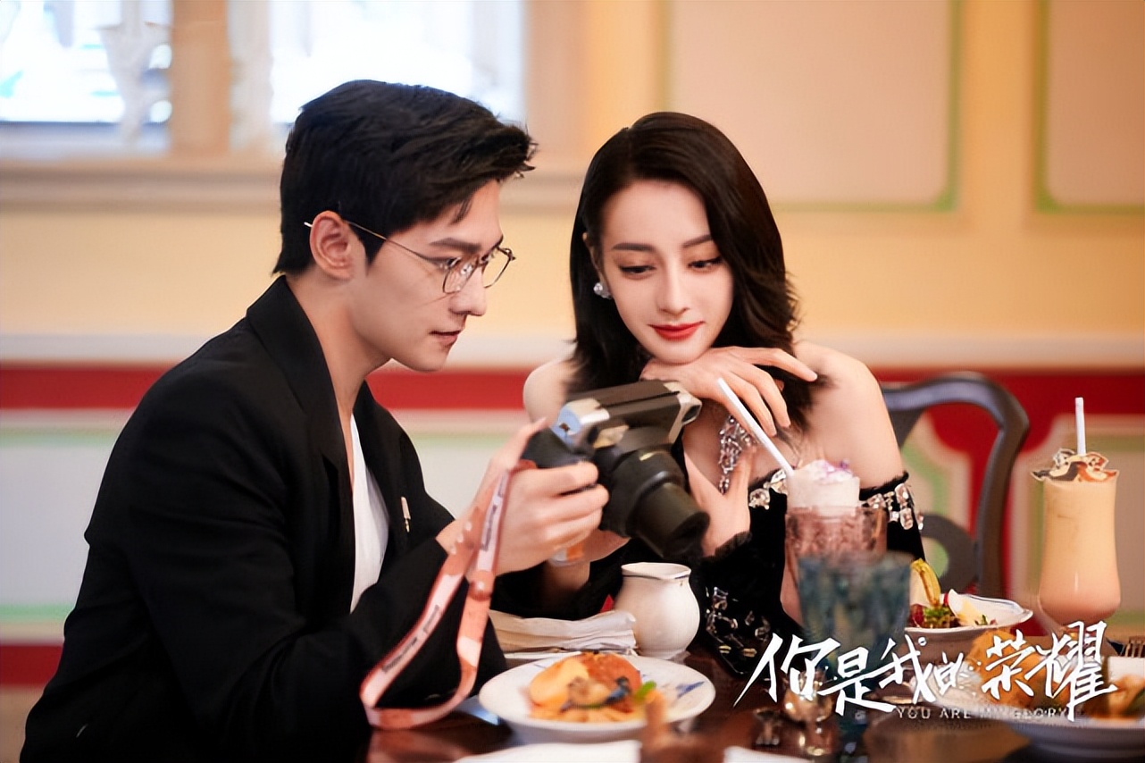 He Yichen and Zhao Mosheng are on the entertainment list again, drama critic: Dream Review Manga ...
