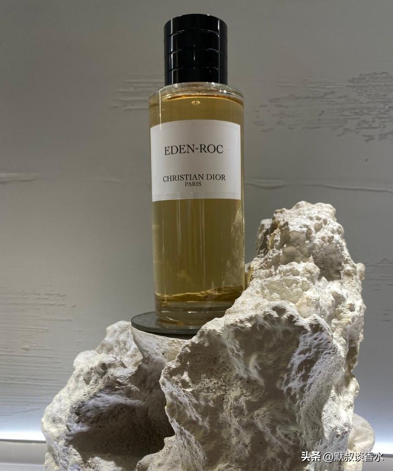 Ocean white floral fragrance with a lazy holiday atmosphere - iMedia