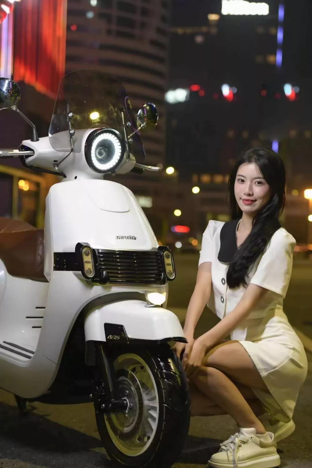 Sanye Retro Scooter Katyusha - iNEWS