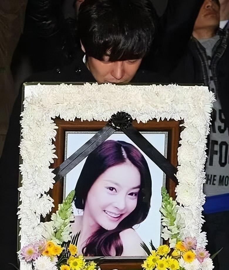 What does the mystery of Jang Ja-yeon's life and death have to do with the Korean chaebol? - iMedia