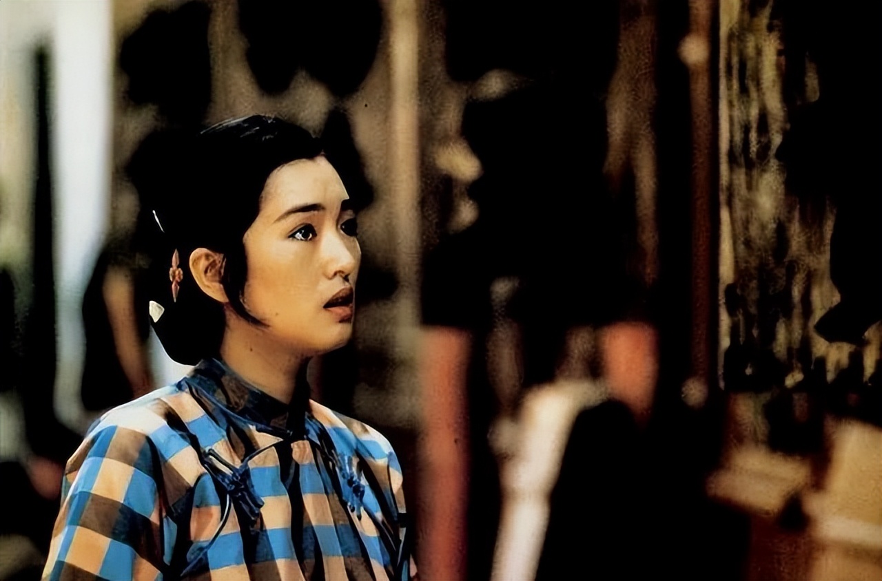 Rereading Yu Hua's "Alive": Totalitarian Environment, Destiny of the ...