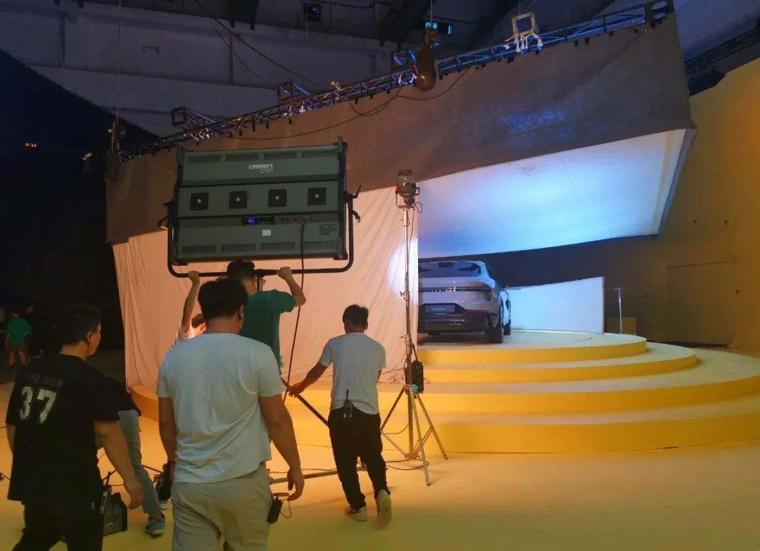From 82.8w, Lotus Eletre is launched, and the behind-the-scenes ...