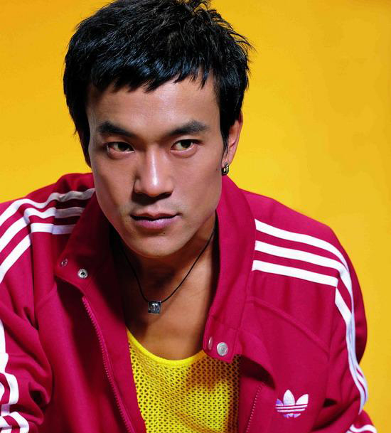 Actor Liao Fan: His wife is 5 years older than him. She has the same ...