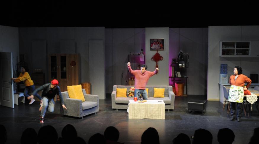 Urban stage play "Happy International Village": see the big from the ...