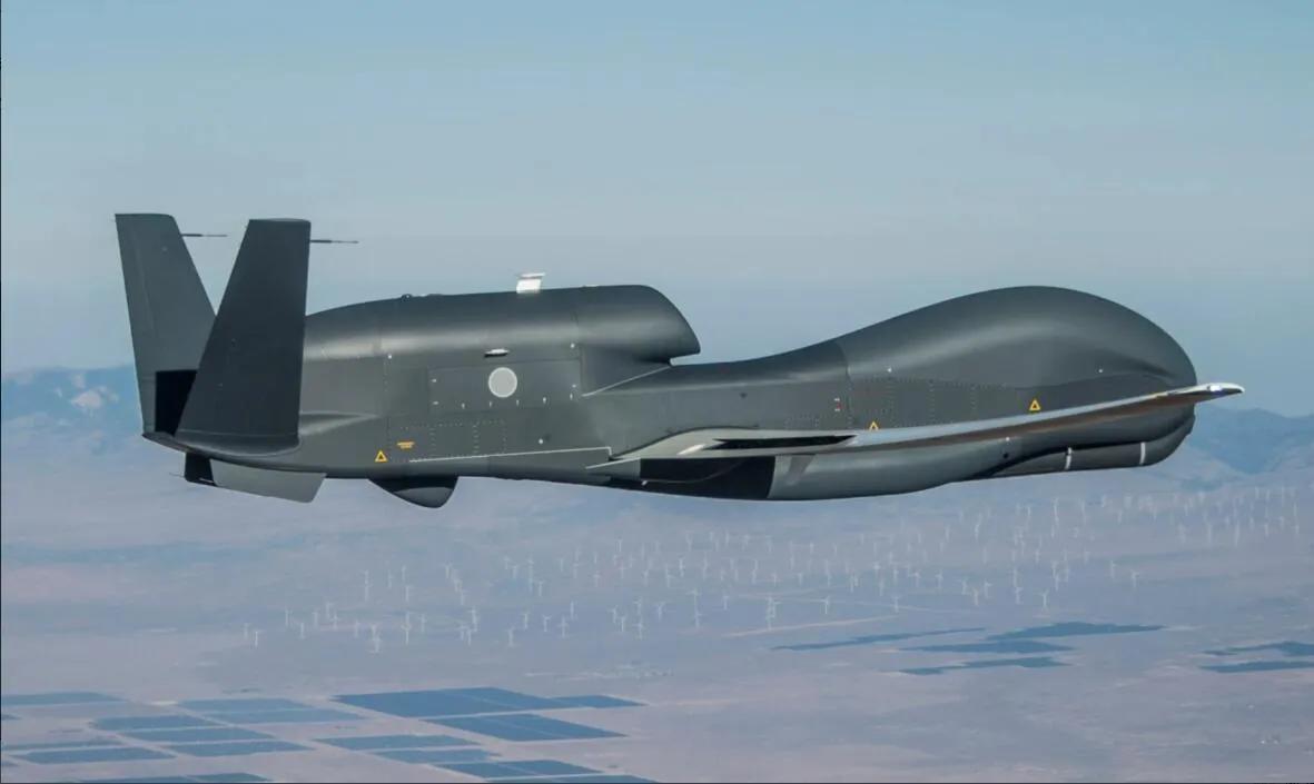 The United States deploys a Global Hawk drone in Singapore, and China ...
