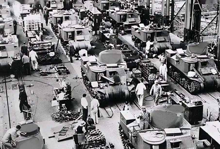 How powerful was the Soviet military at its peak?"81 Military Exercise ...