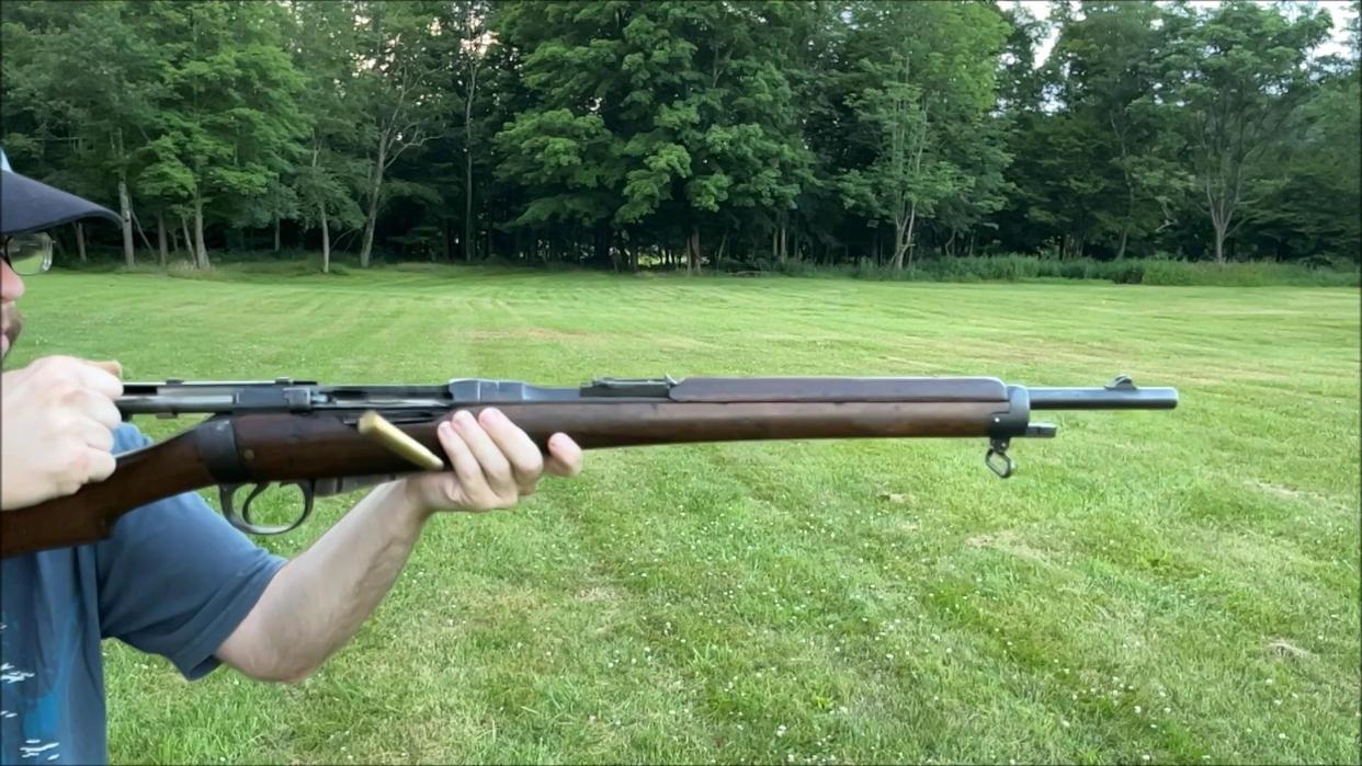 It is the standard rifle of the New Zealand Army and participated in ...