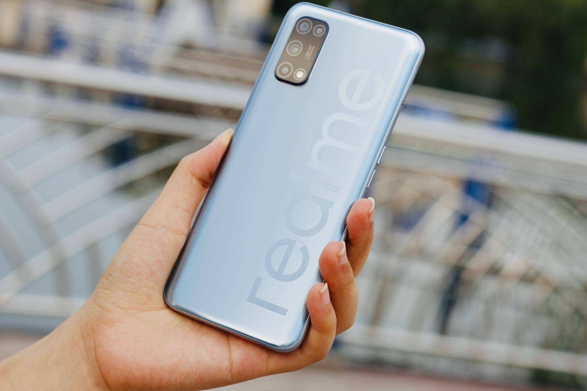 Realme mobile phone has many problems: from "small and beautiful" to ...