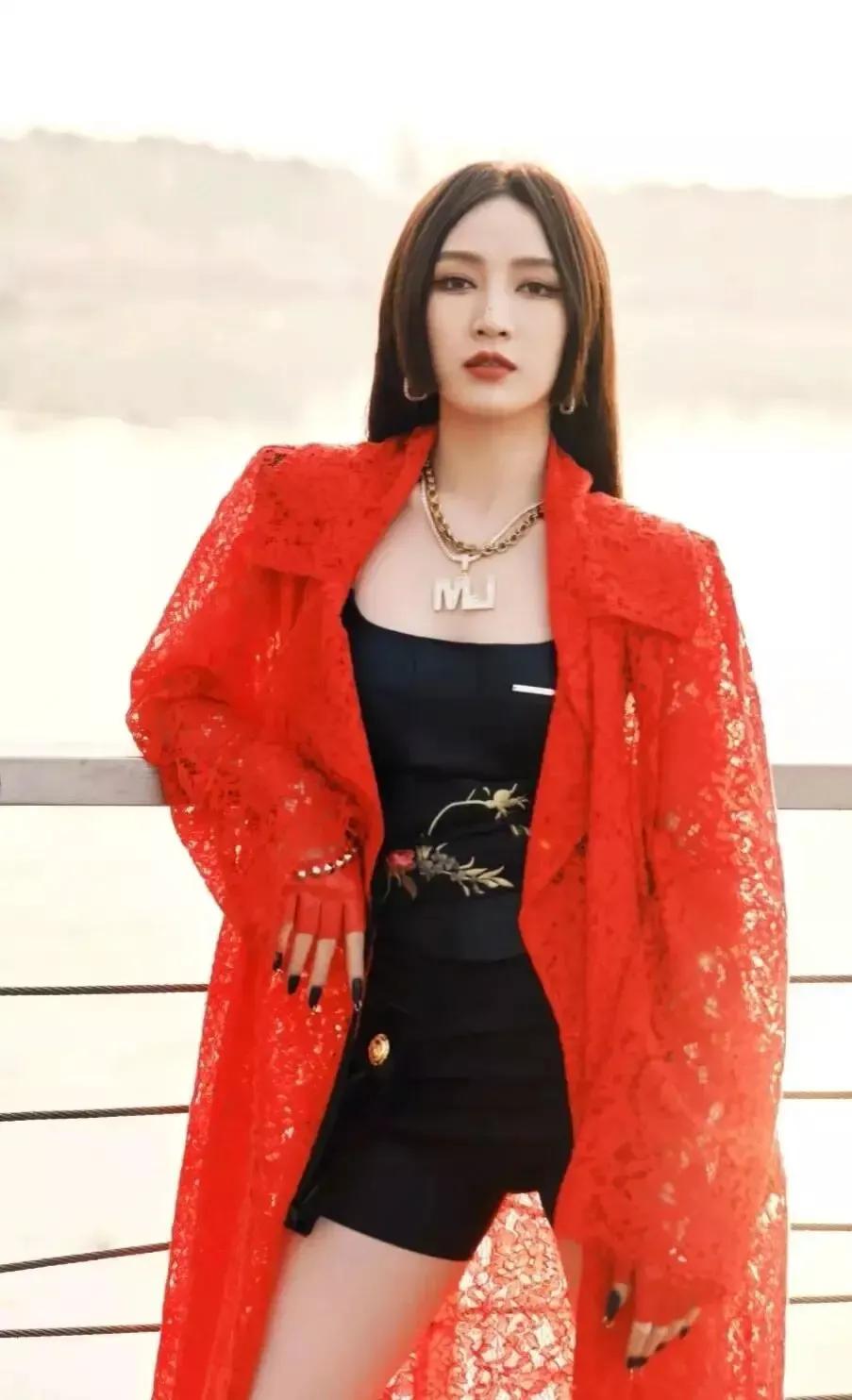 Celebrity Pretty Woman: Meng Jia! - iMedia