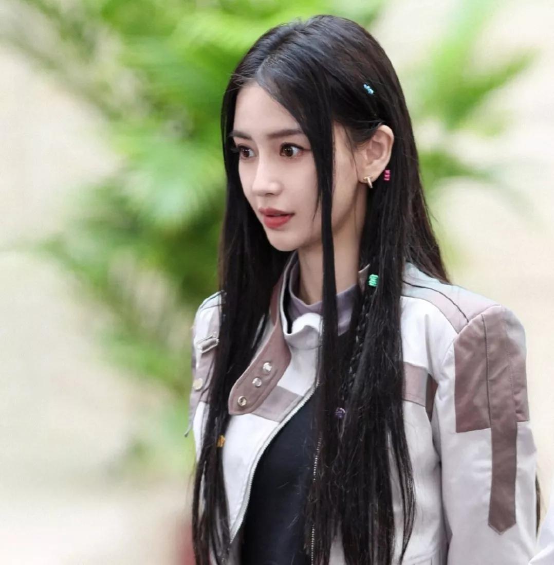In the face of bad reviews, He Jie changed her mentality, Yang Mi said ...