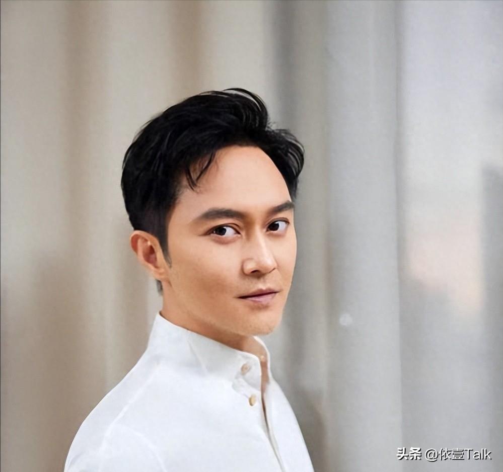 Julian Cheung went to the police station to assist in the investigation ...