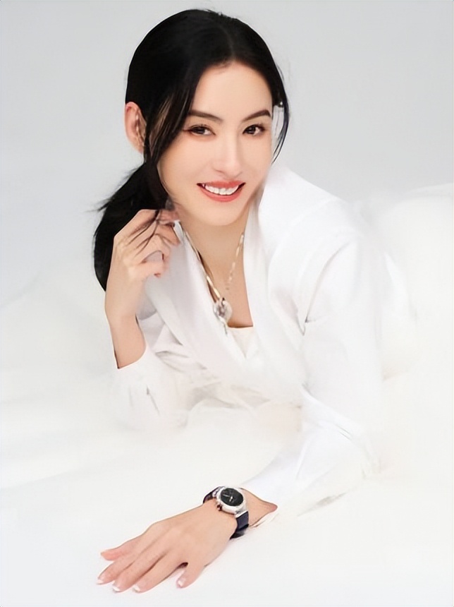 It was revealed that 86-year-old Xie Xian fainted and was hospitalized ...