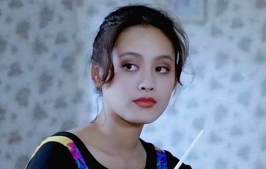 Tranquility in "Wild Love History": Be Jiang Wen's mistress, keep young fresh meat, and men keep ...