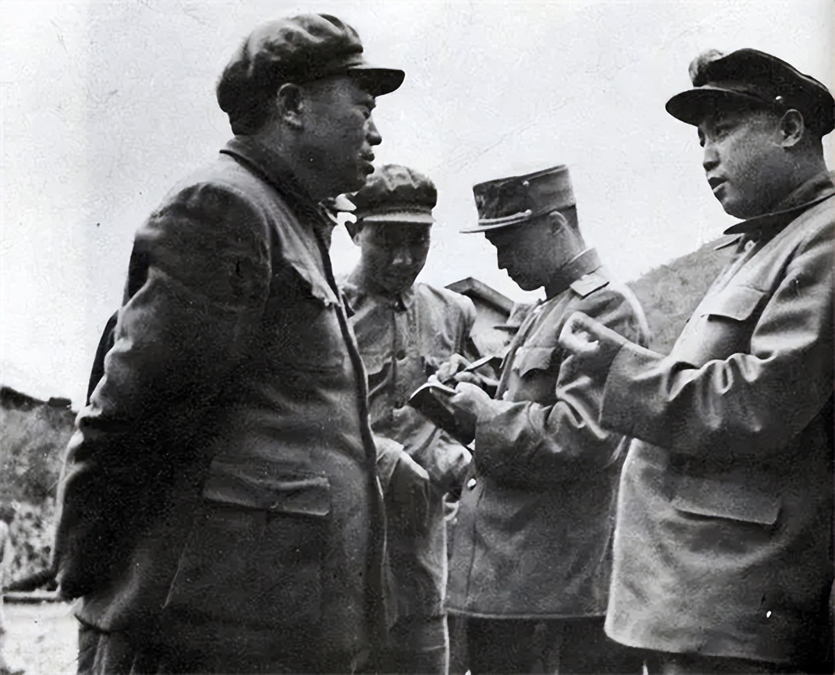 Why can great men command the heroes?Among the answers from the ...