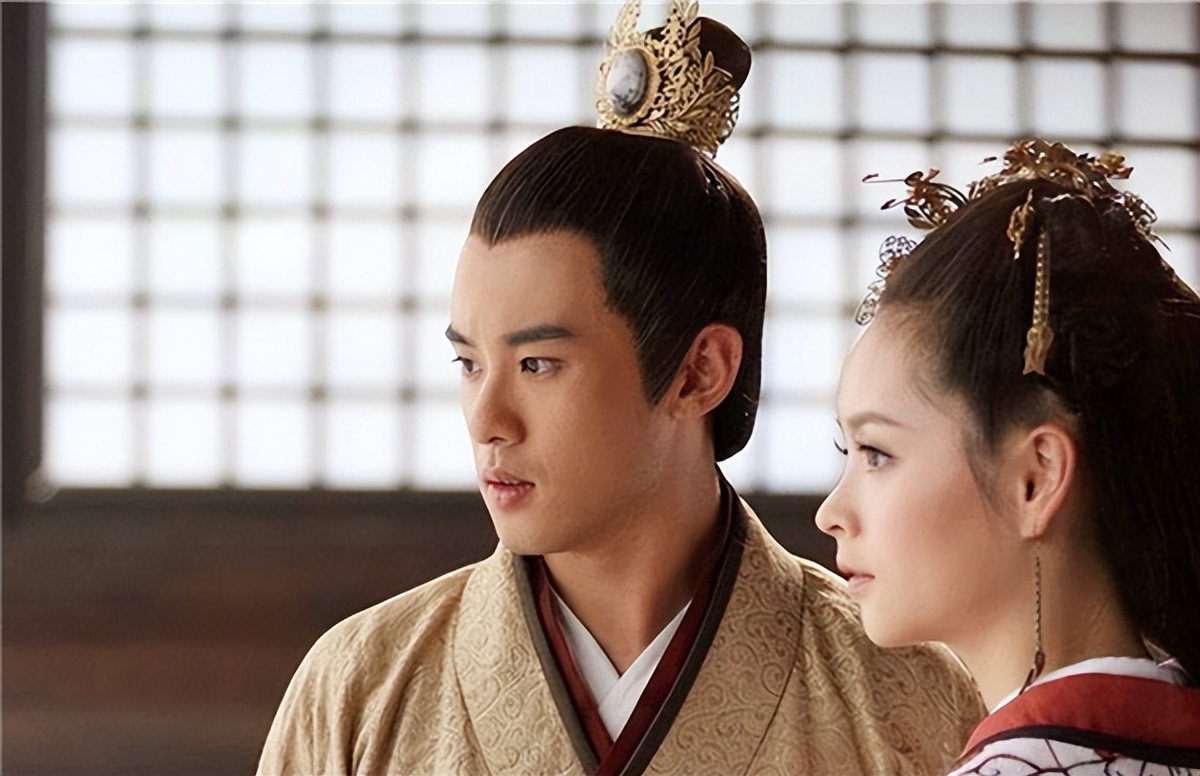 Emperor Jing of the Han called Cheng Ji to serve in the bed. - iNEWS