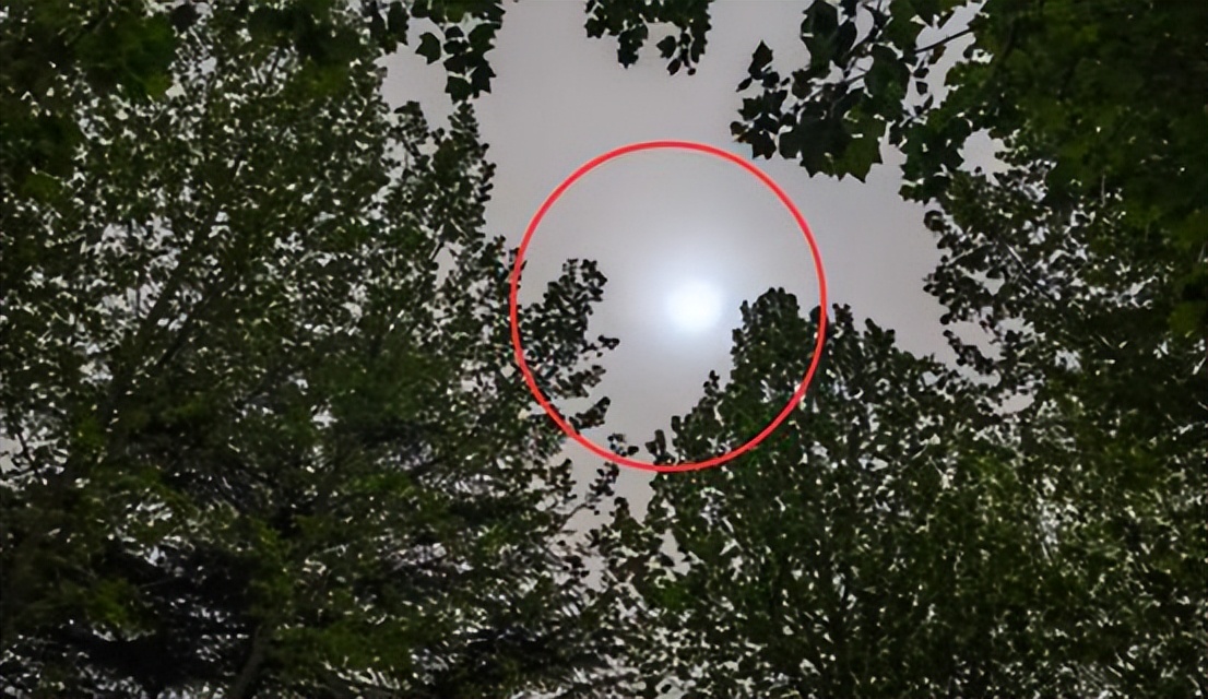 Is the Earth going to become a Martian climate?A rare "blue sun ...
